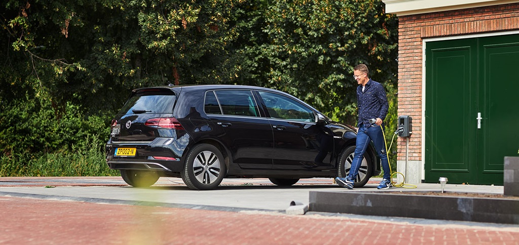 Hoe werkt een laadpaal? | ENGIE